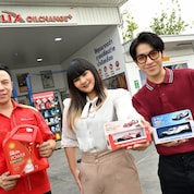 Shell unveils a high-speed motorsport car collection Exclusively at ...